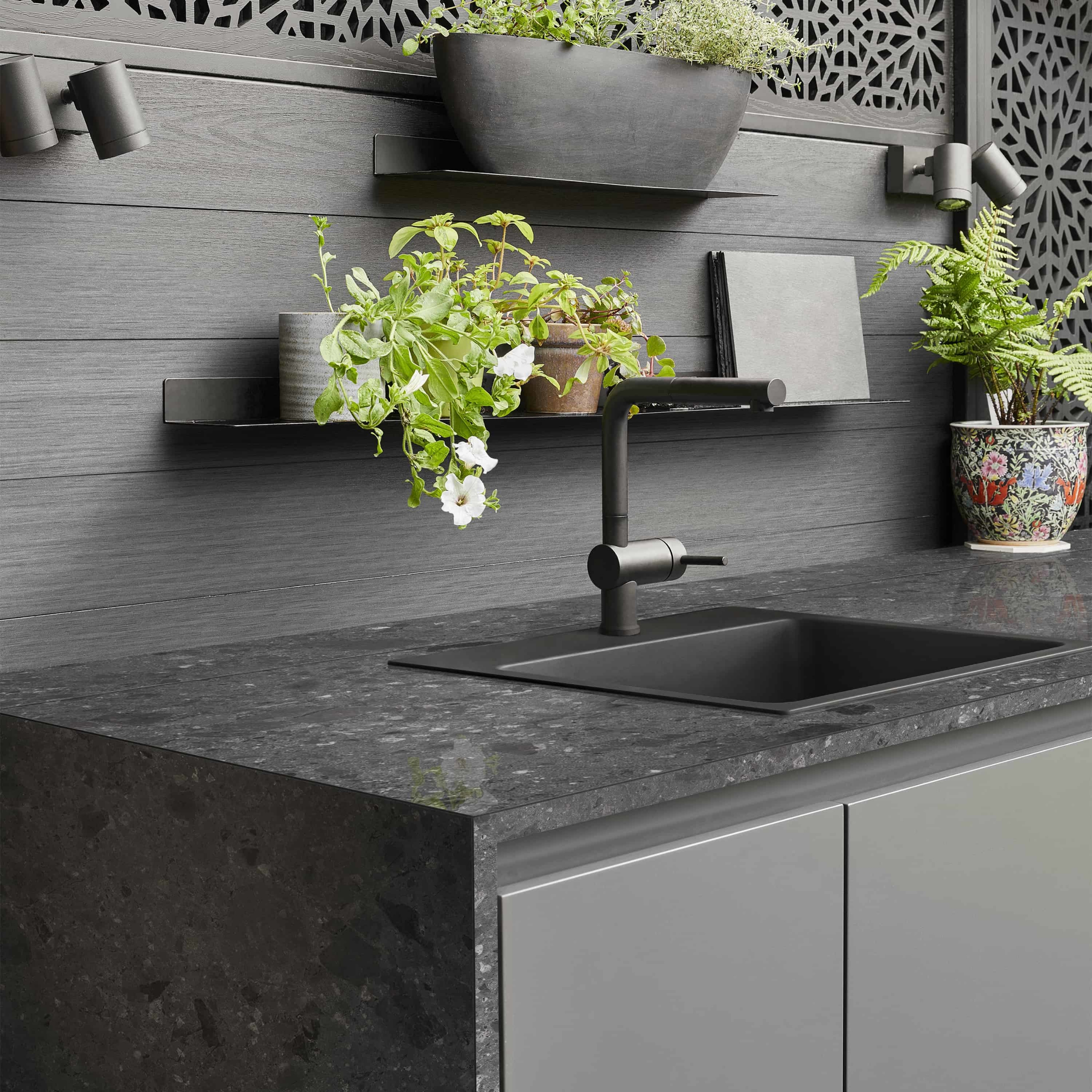 Ceratec Surfaces. Fragmenta